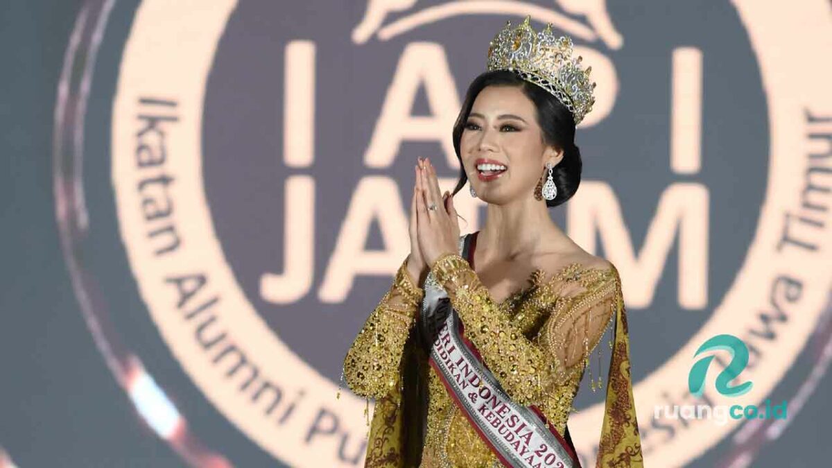 Firsta Yufi Amarta Putri Dinobatkan Sebagai Puteri Indonesia Jawa Timur ...